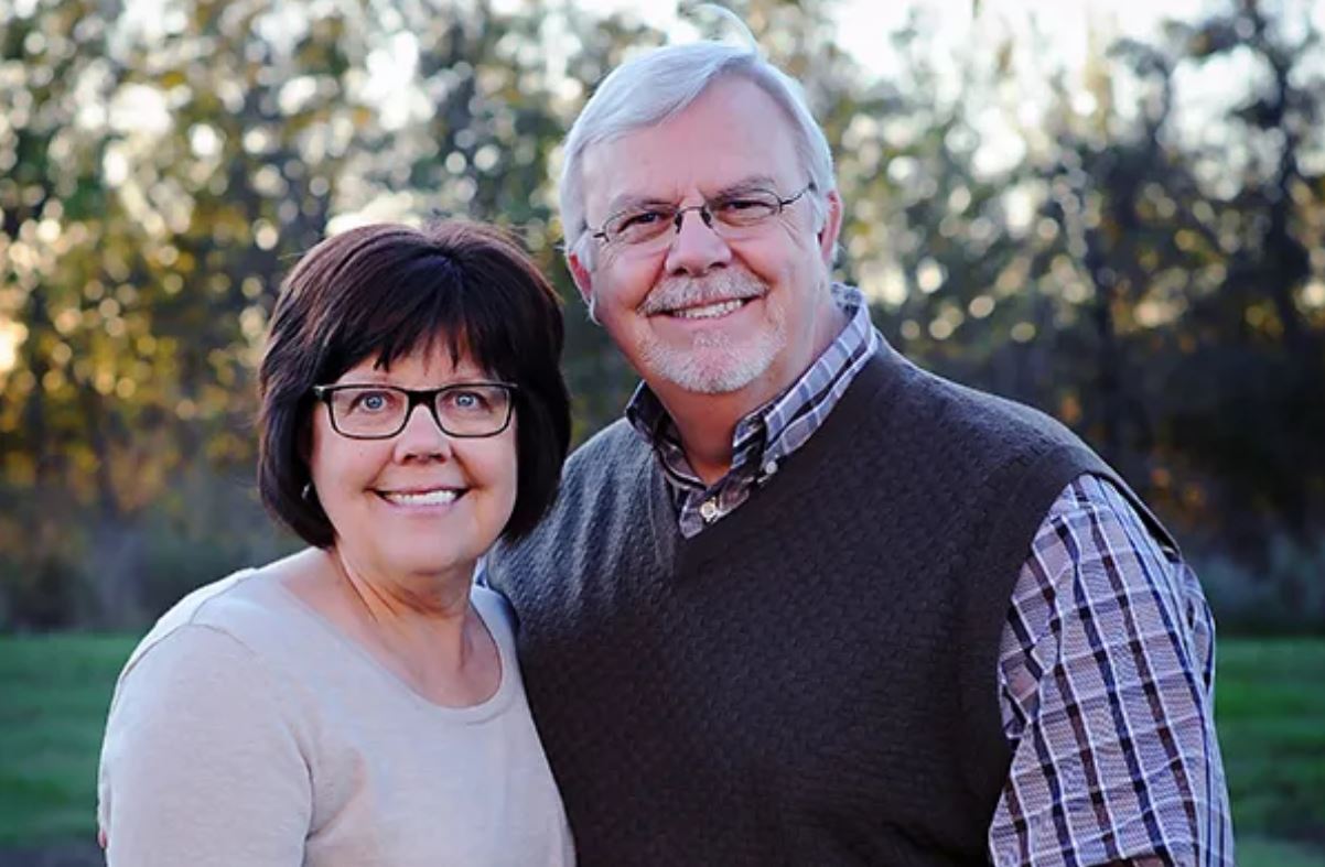 Ask the Expert: Pastor Slayden with Friendship Baptist | What Does it ...